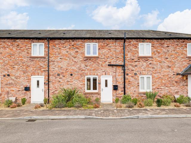House at Parkgate Road, Mollington