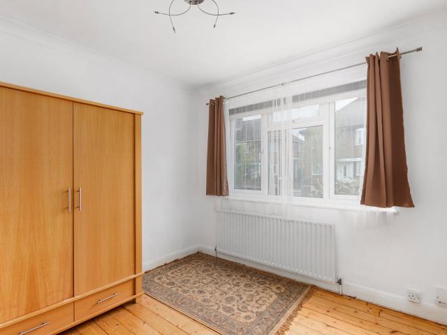 House at Parkfields Avenue, Greater London