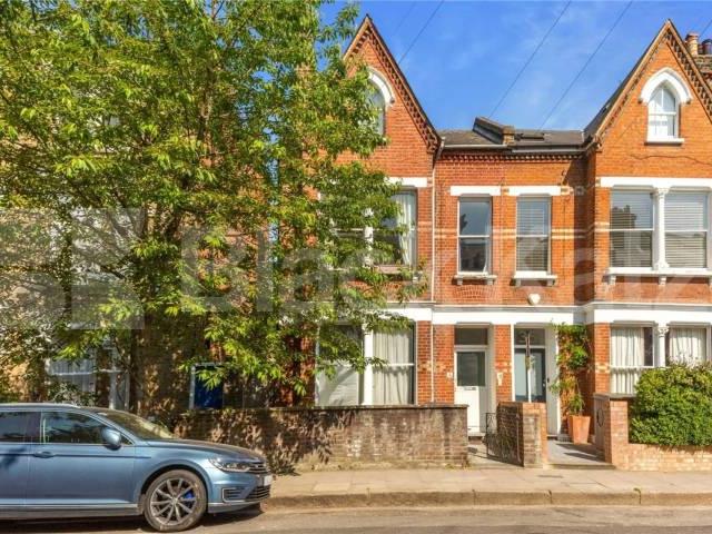 House at Parkway, Greater London