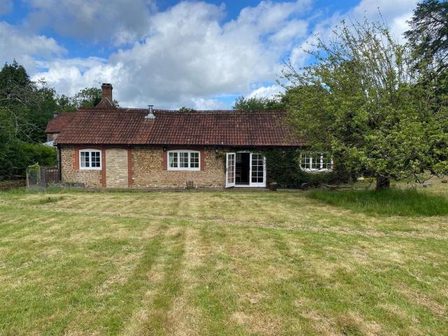 House at Passfield Road, East Hampshire