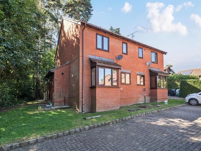 House at Paterson Close, Surrey Heath