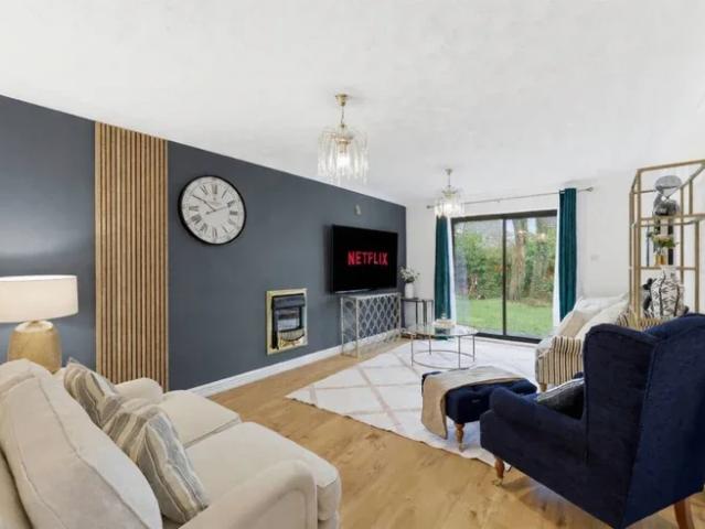 House at Paxton Crescent, Milton Keynes