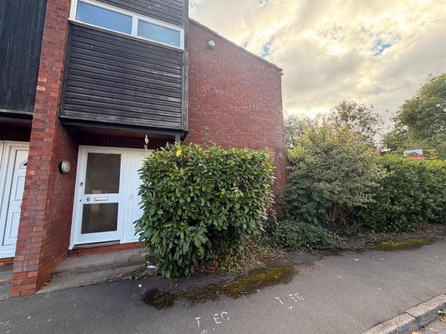 House at Pembridge Close, Redditch
