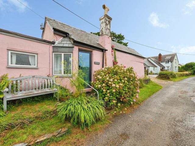 House at Pendoggett Road, Pendoggett
