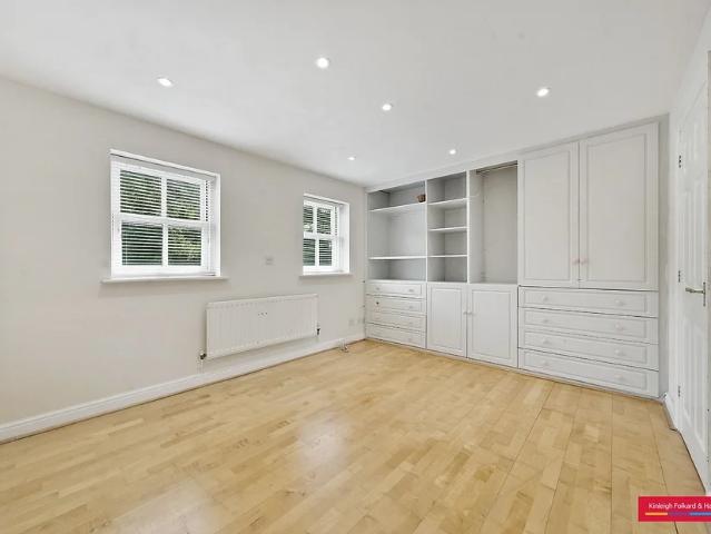 House at Pennington Drive, Greater London