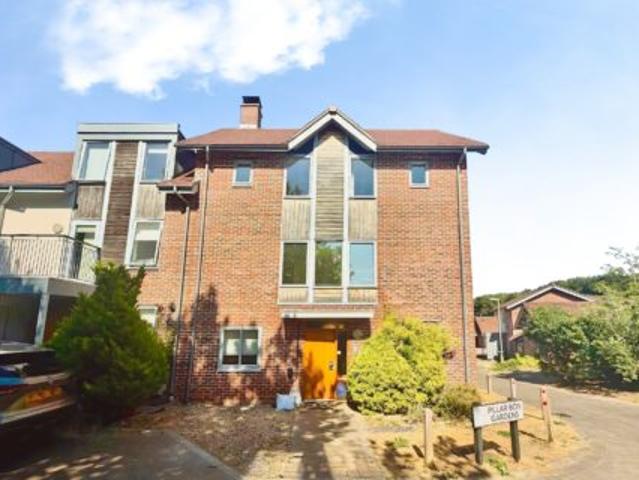 House at Pennyblack Lane, Basingstoke and Deane