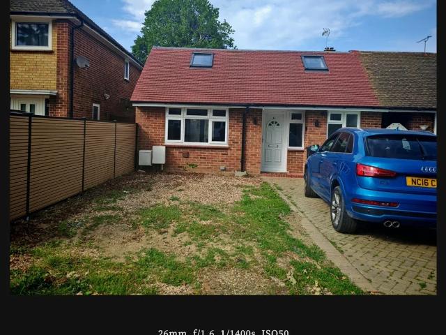 House at Perrylands, Mole Valley