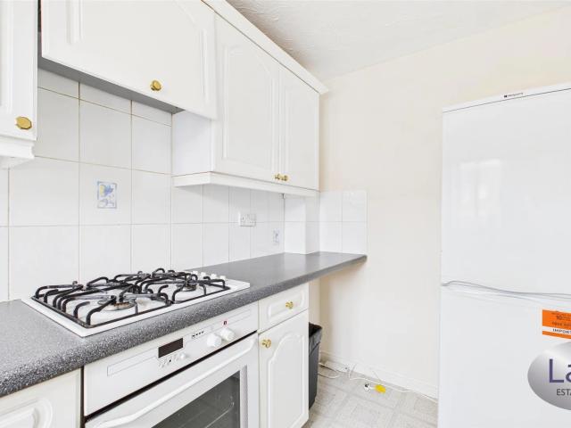 House at Pettys Close, Cheshunt