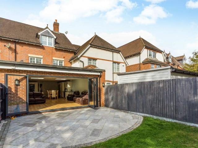 House at Pinewood Road, Iver Heath