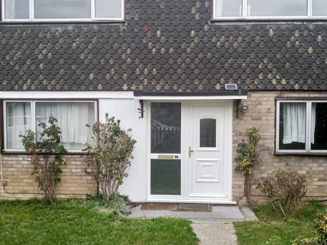 House at Pinkerton Road, Basingstoke and Deane