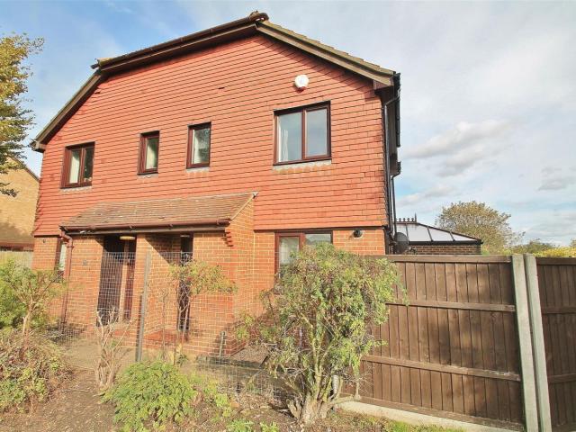 House at Pilgrims View, Dartford