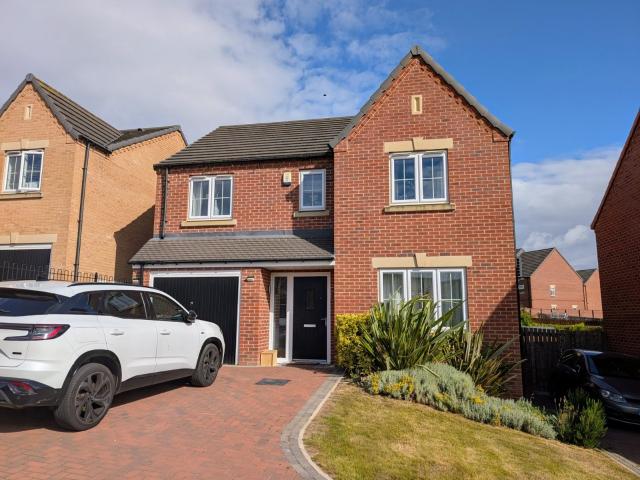 House at Pilkington Close, Wakefield