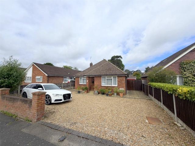 House at Pondtail Road, Hart