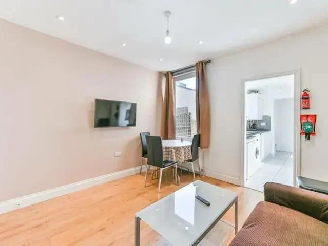 House at Portland Road, Greater London