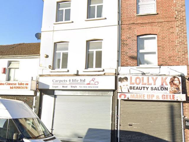 Apartment at Plumstead High Street, Greater London