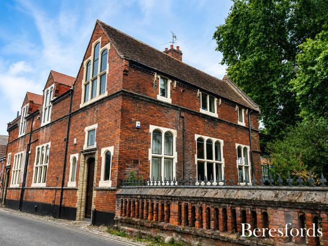 House at Priory Street, Colchester