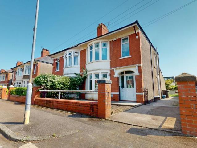 House at Pum Erw Road, Cardiff