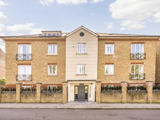 House at Pumping Station Road, Greater London