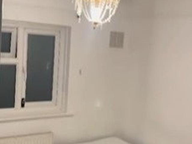 House at Purley Way, Greater London