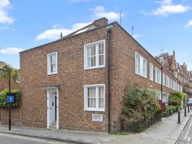 House at Queensway, City of Westminster