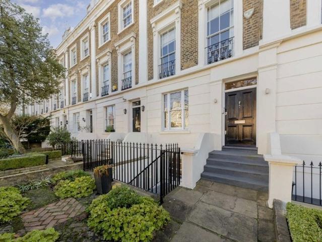 House at Queen's Grove, City of Westminster