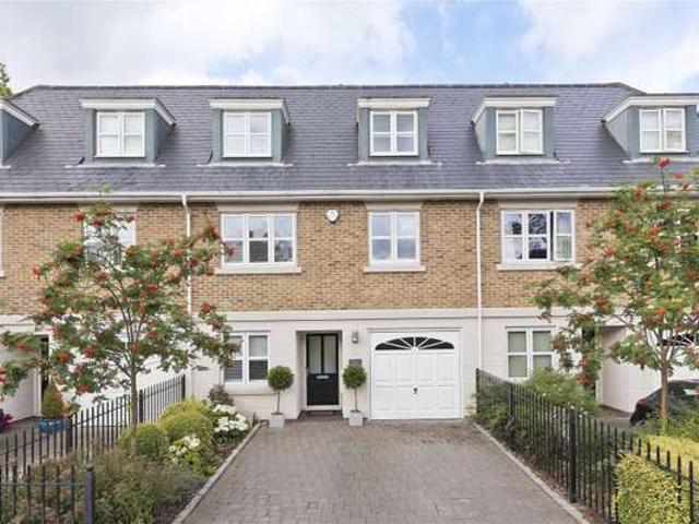 House at Queens Road, Elmbridge