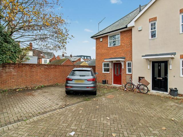 House at Queens Road, Rushmoor