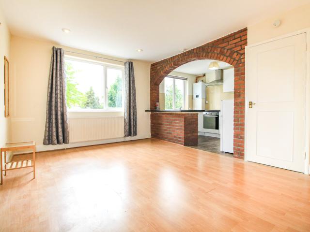 house at Queens Walk, Harrow, HA1,England