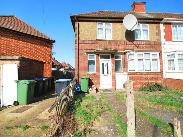 House at Queensbury Road, Greater London