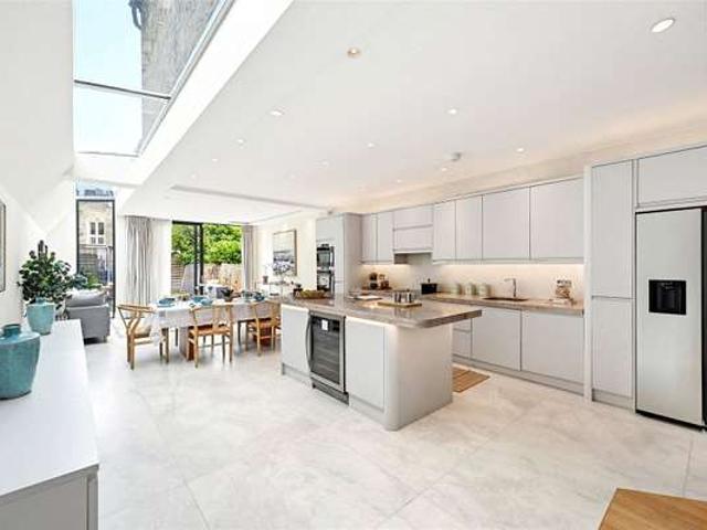 House at Queensmill Road, Greater London