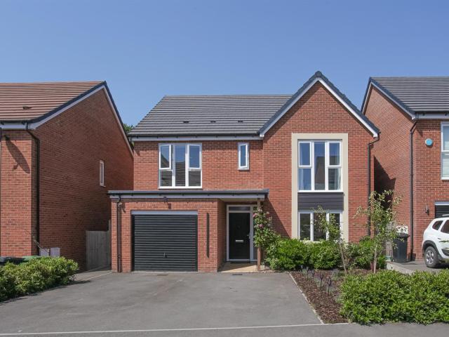House at Rae Crescent, Vale of White Horse