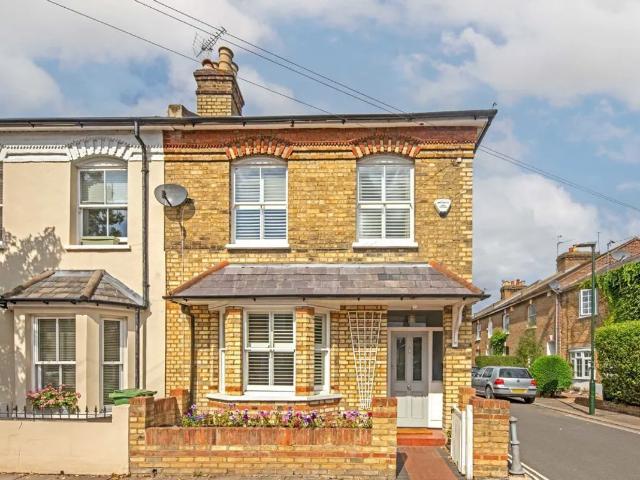 House at Railway Road, Greater London