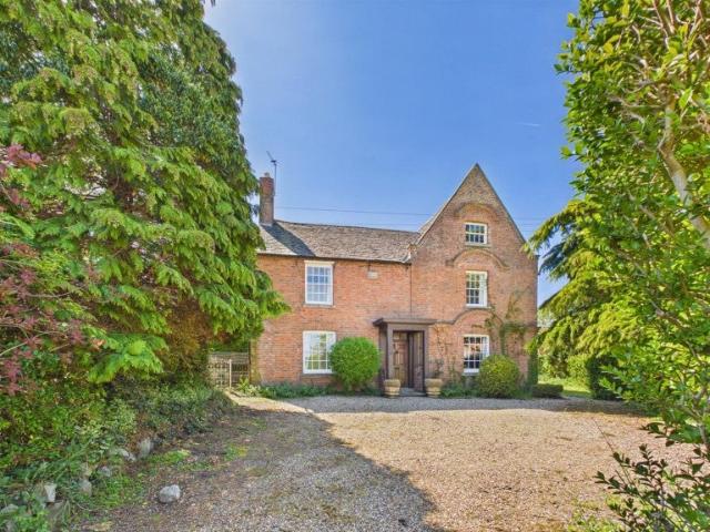 House at Ratcliffe Road, Charnwood
