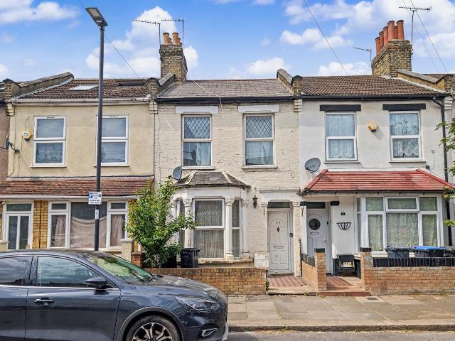 House at Raynham Avenue, Greater London