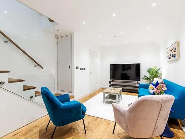 House at Redfield Lane, Greater London