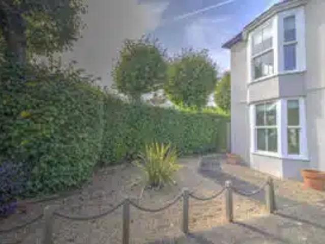 House at Redhill Road, East Hampshire
