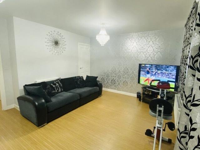 House at Regna Close, Greater London