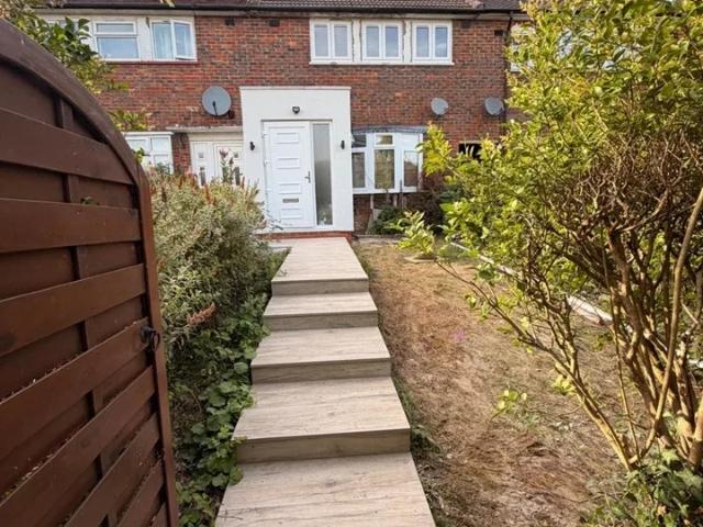 House at Reston Close, Hertsmere