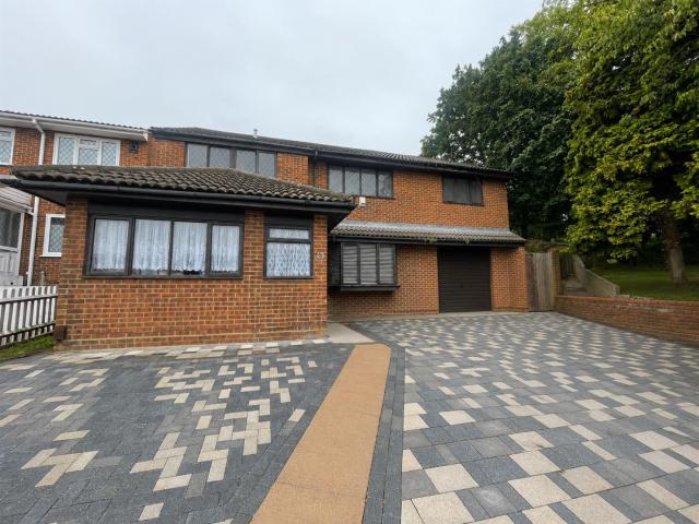 House at Resolution Close, Chatham