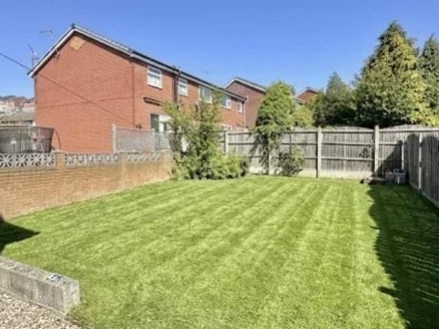 House at Ridge View Drive, Sheffield