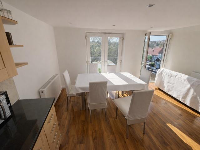 House at Ridgeway Avenue, Greater London