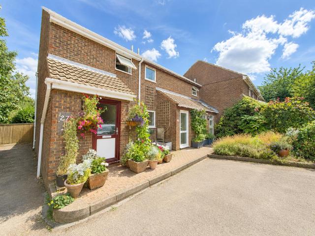 House at Ridgeway Close, Wealden