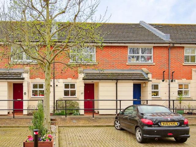 House at Riverdale Drive, Greater London