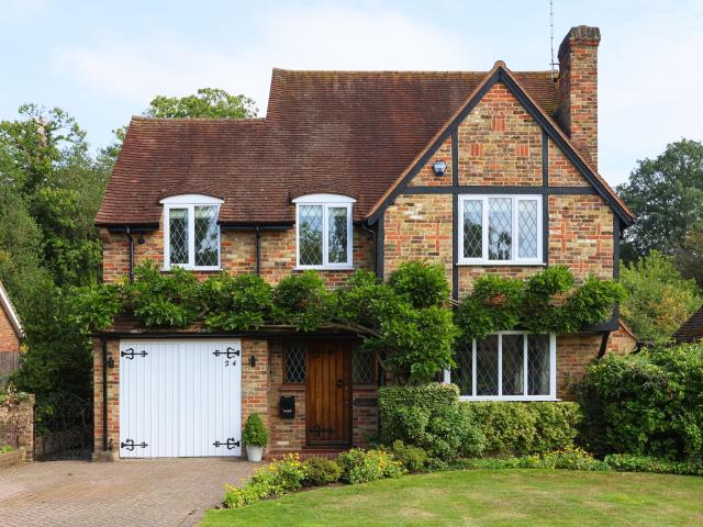 House at Riverside Drive, Elmbridge