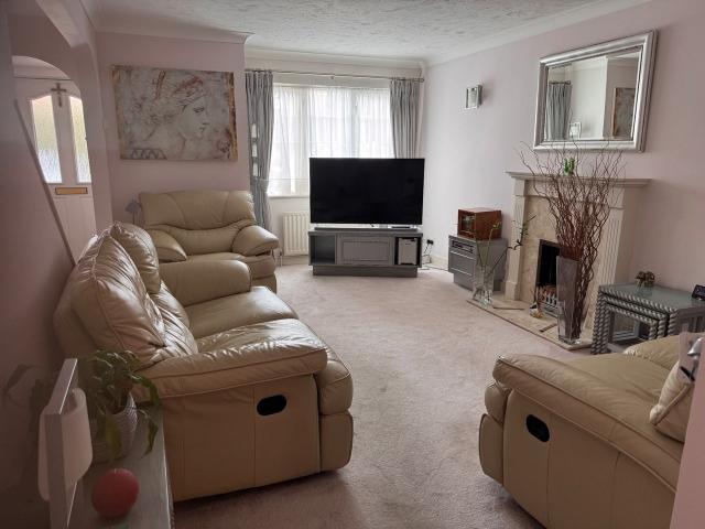 House at Robeson Way, Hertsmere