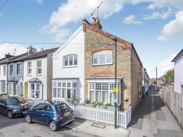House at Rock Avenue, Greater London