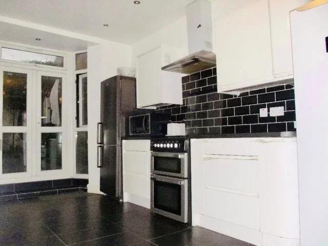 Room at Roland Road, Greater London