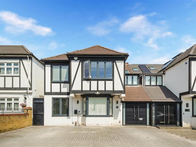 House at Rosedene Gardens, Greater London