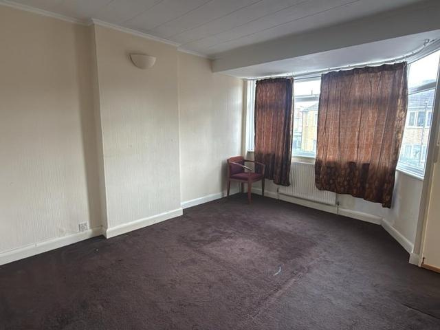 House at Roslyn Close, Greater London