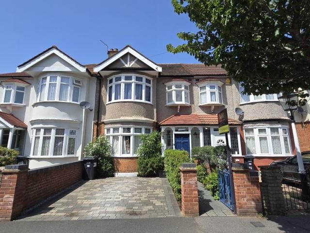 House at Roy Gardens, Greater London